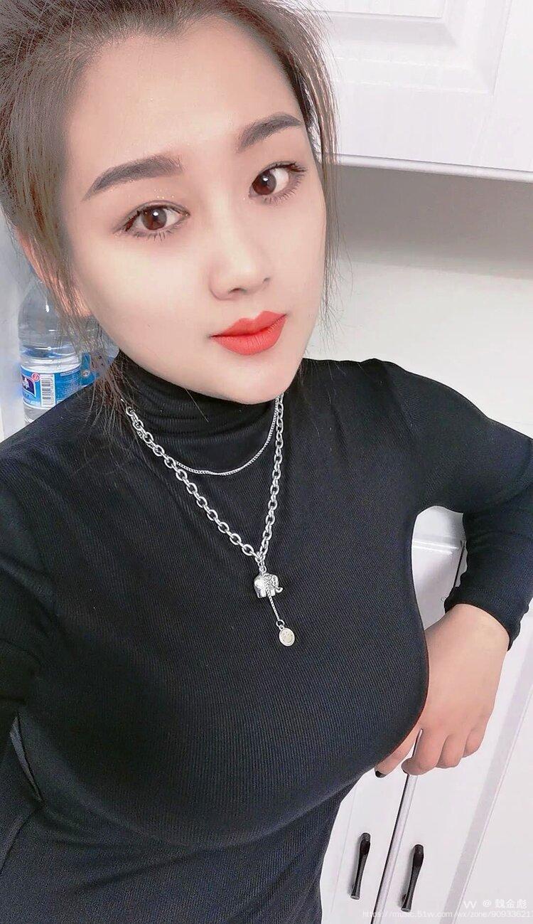 爱美的漂亮阿姨3/3