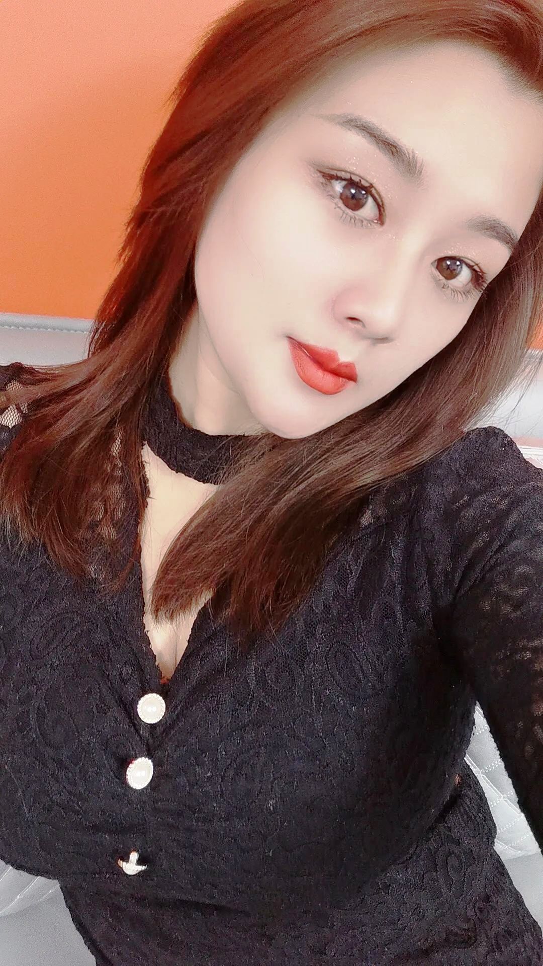 爱美的漂亮阿姨3/3